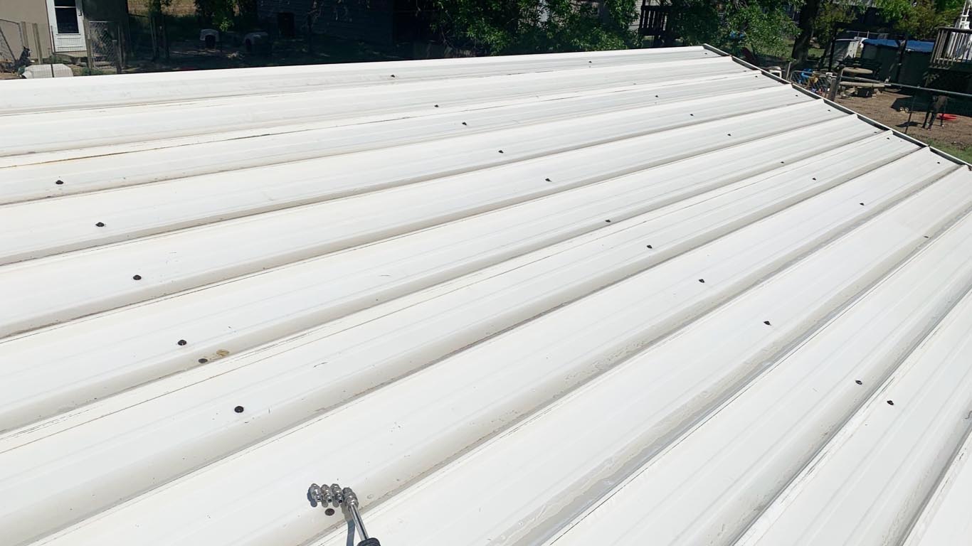 Roof Soft and Pressure Washing Services in Bay Area